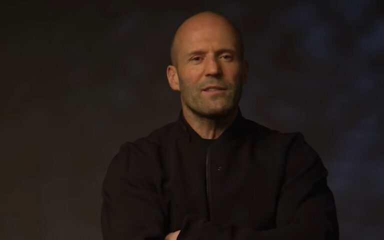 Fashion For Bald Men: What Should Bald Guys Wear In 2025?